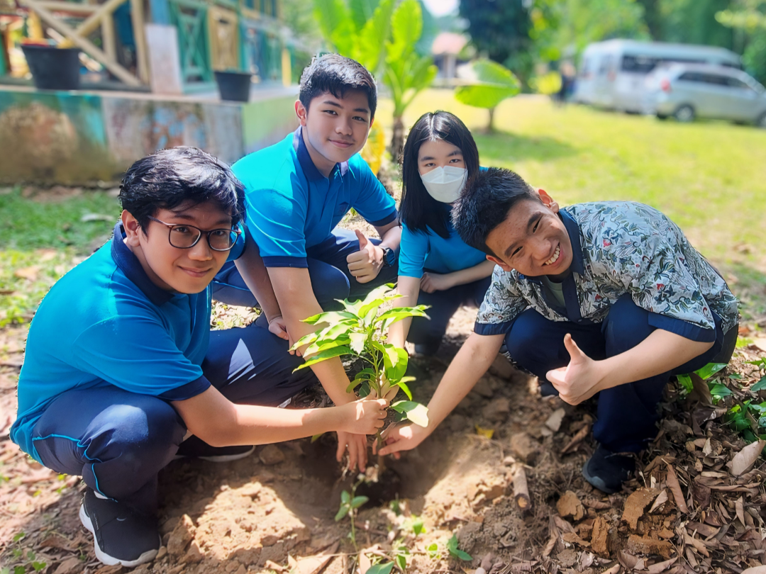 ABOUT US – Batari School